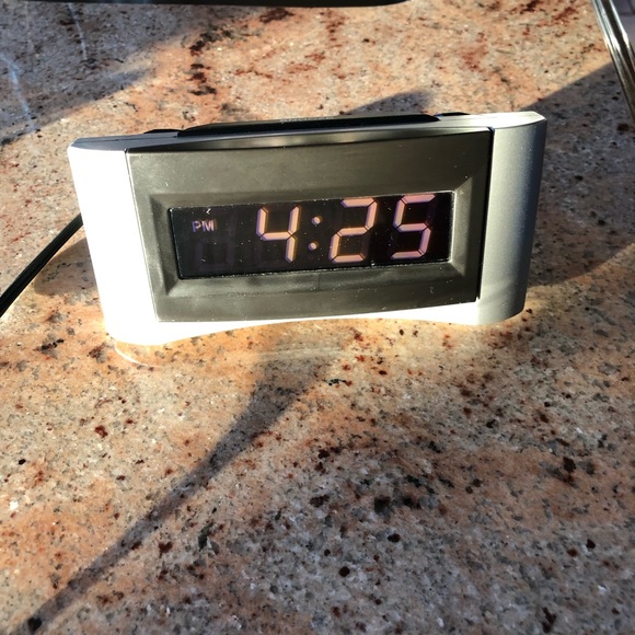 Other | Hp Digital Electric And Battery Alarm Clock | Poshmark